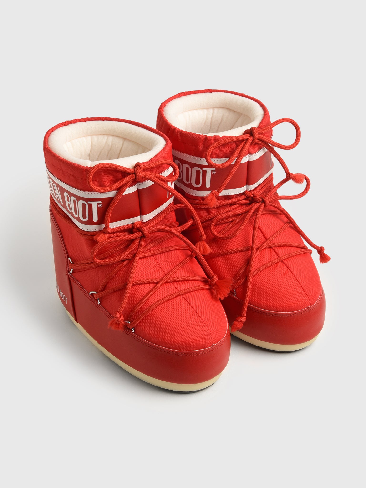 Moonboot Women's Icon Low Nylon Boot | $195.00 | Saint Bernard