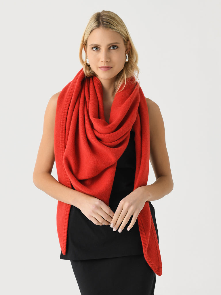 White + Warren Merino Cashmere Triangle Scarf – Saint Bernard