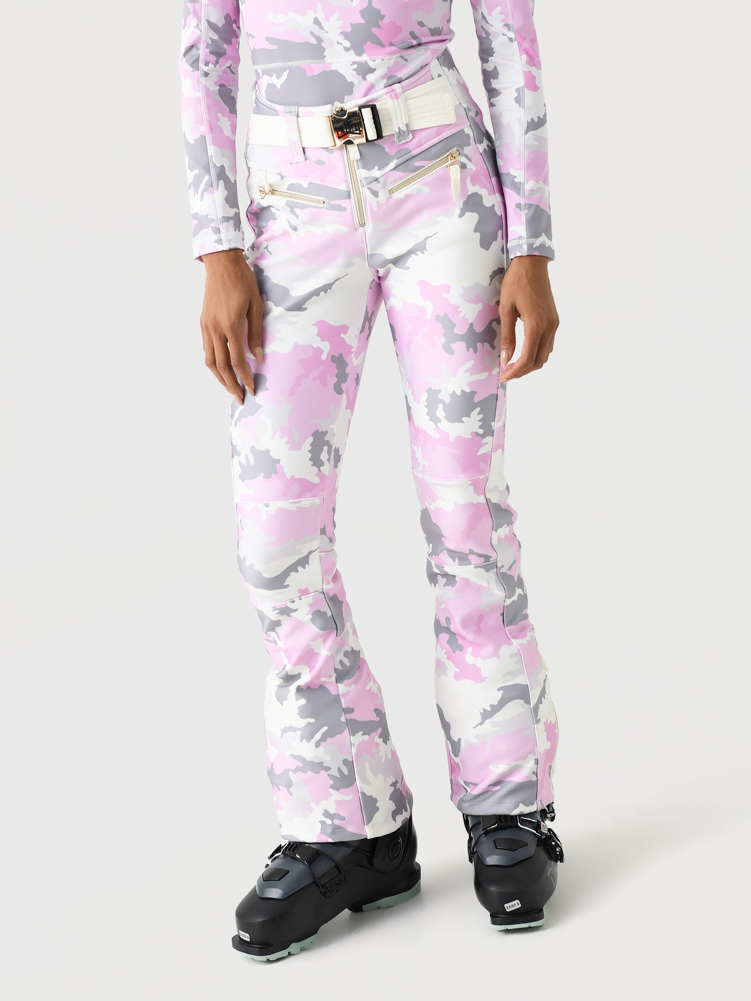 Jet Set Women's Ginger Half-Zip Base Layer Top | $73.90 | Saint Bernard