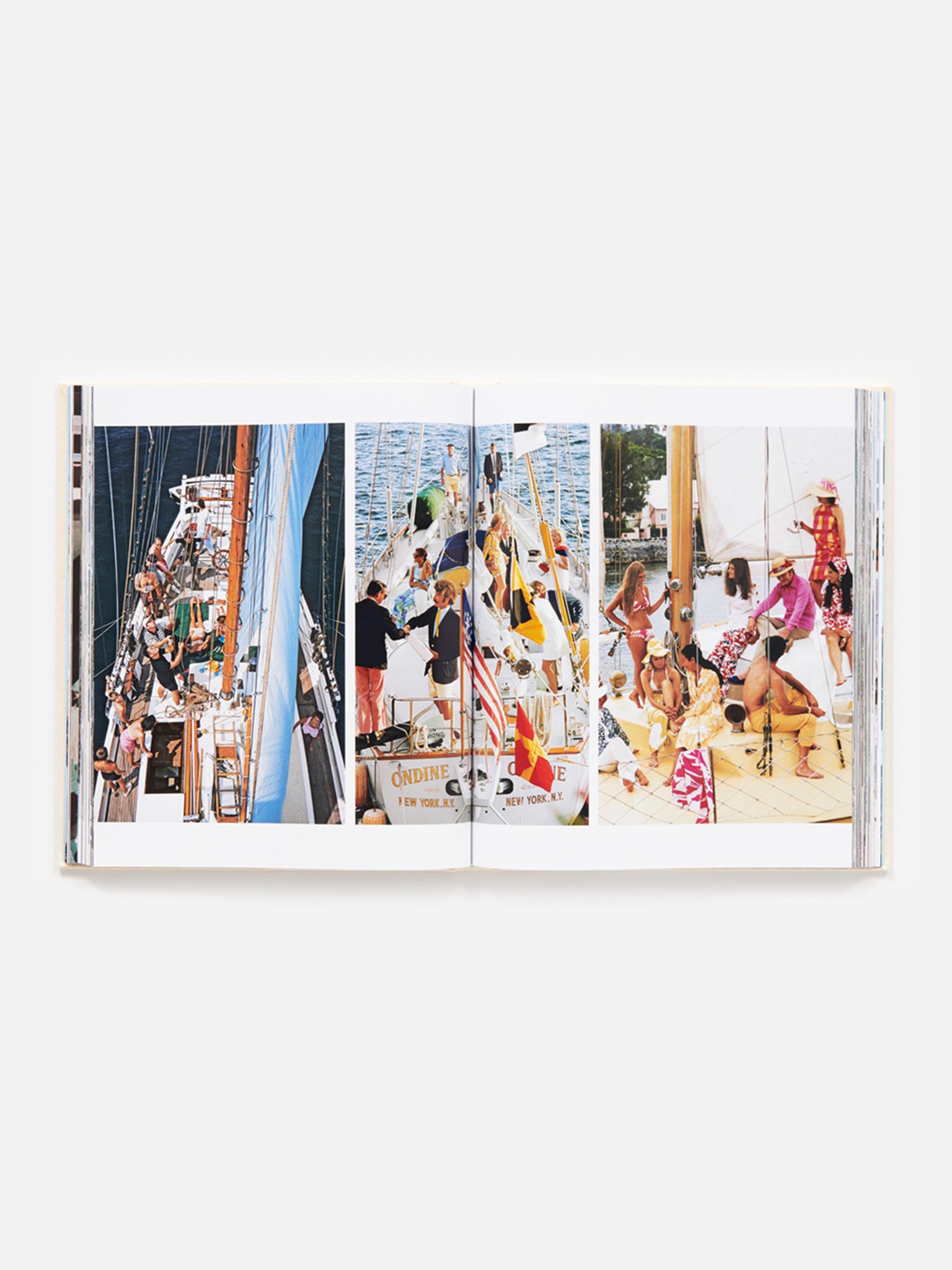 Abrams Publishing Slim Aarons: Style | $85.00 | Saint Bernard