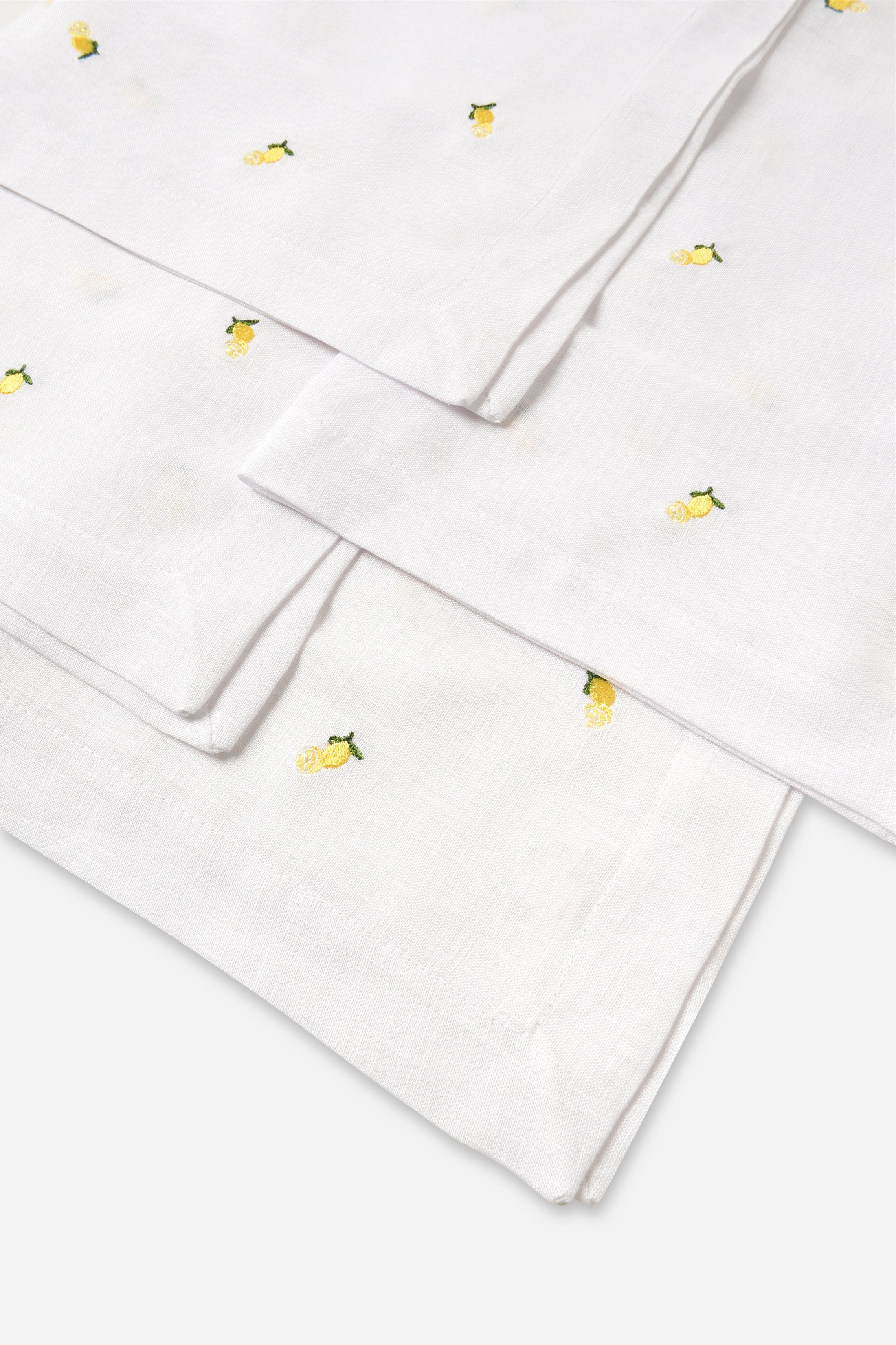 Barioles Casa Table Linen Set | $65.90 | Saint Bernard