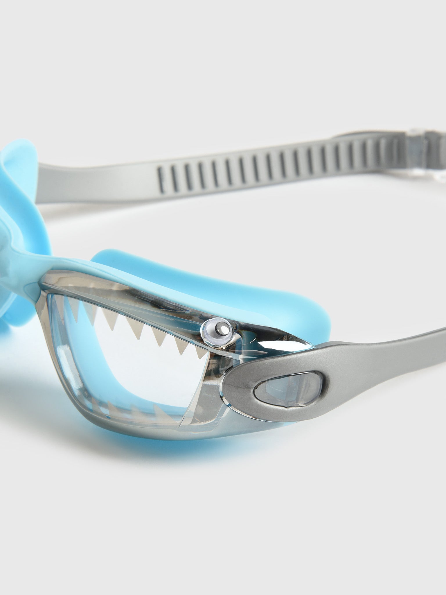 Bling 2O Jaws Swim Goggle | $24.00 | Saint Bernard