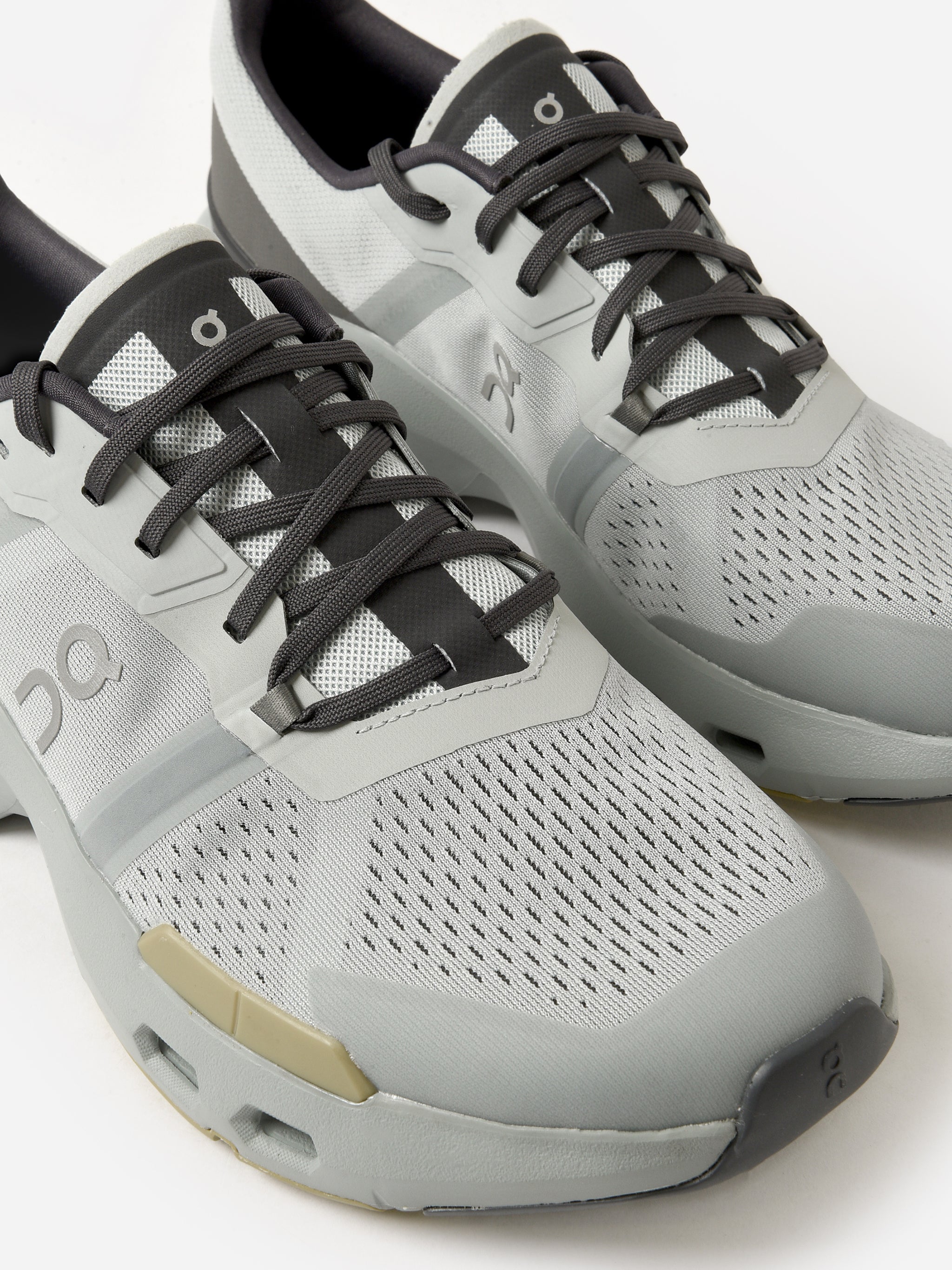 ON Men's Cloudpulse Sneaker | $150.00 | Saint Bernard