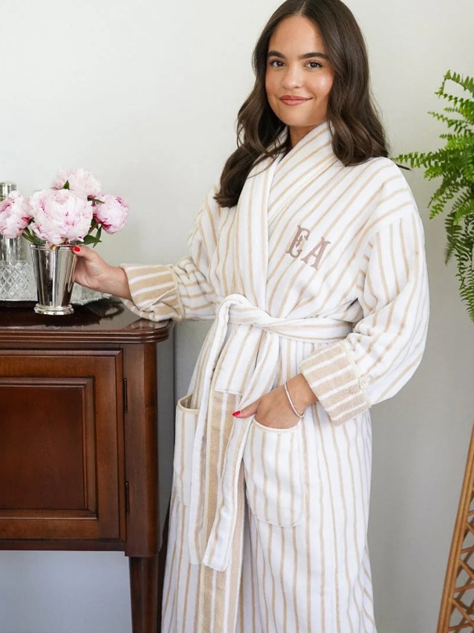 Weezie Women's Long Plush Robe | $188.00 | Saint Bernard