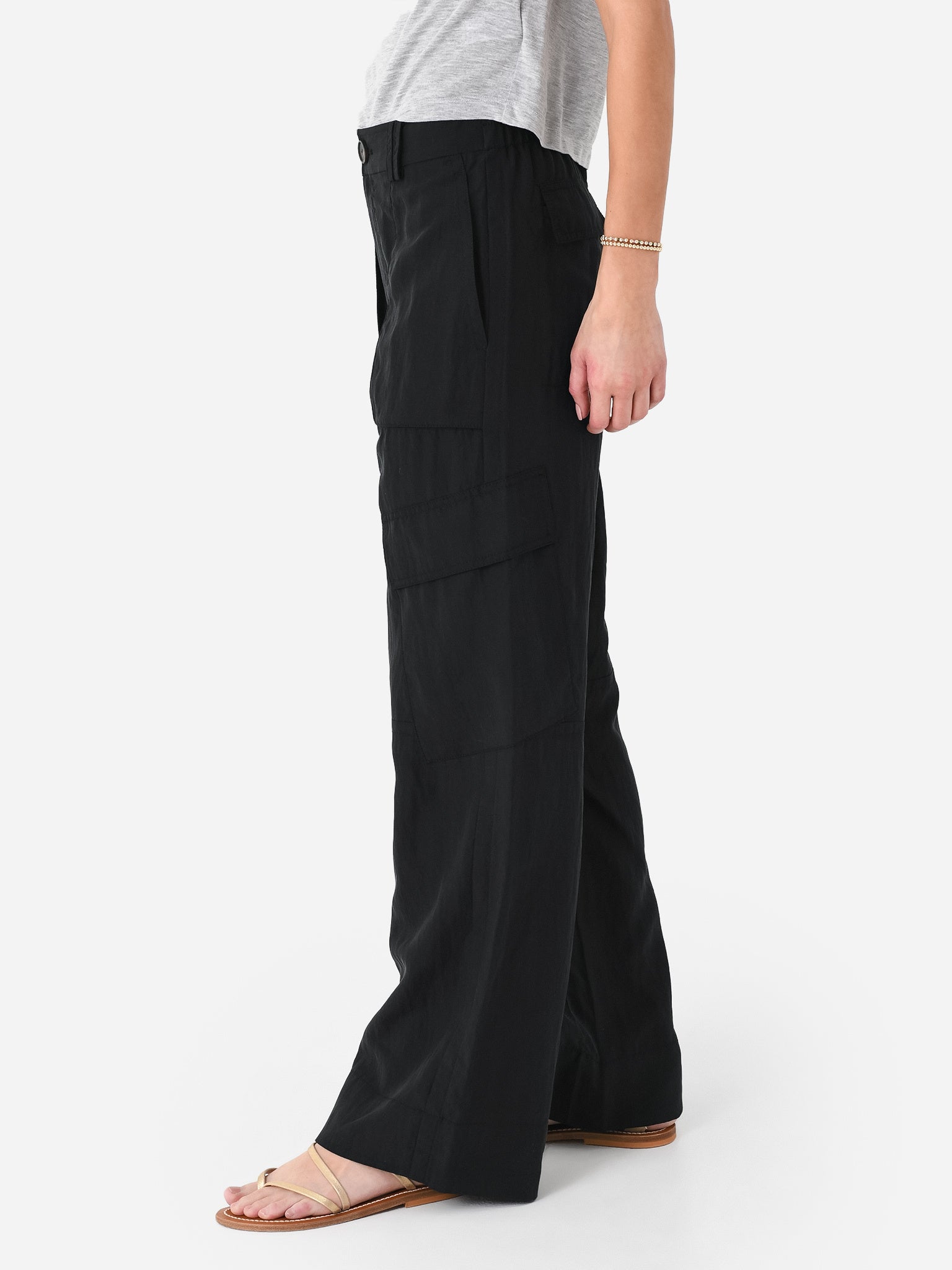 Vince Women's Mid Rise Fluid Cargo Trouser – saintbernard.com