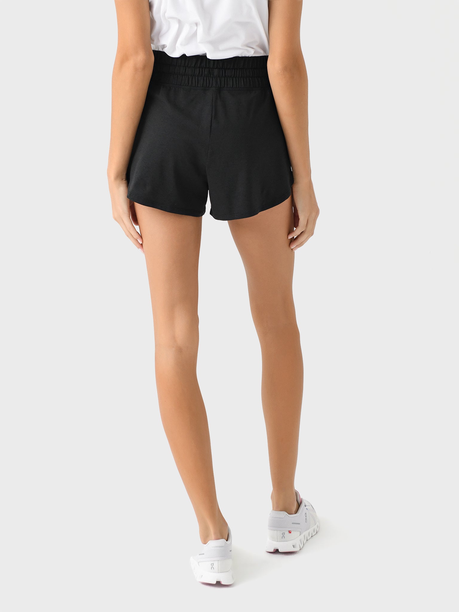 Vuori Women's Halo Performance Short 2.0 | $68.00 | Saint Bernard