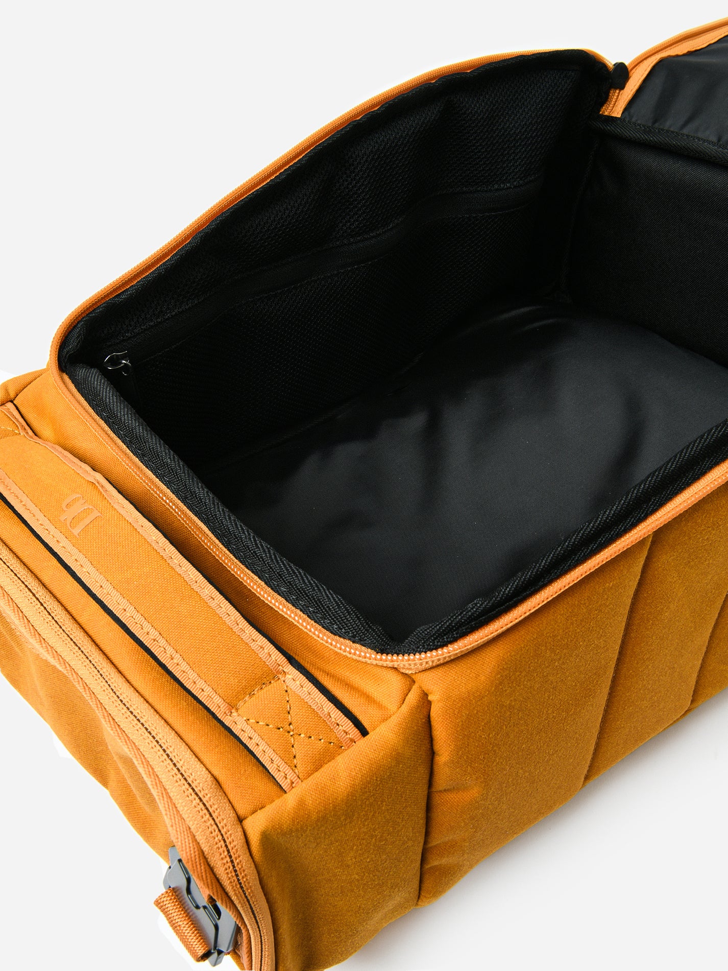 DB Journey The Hugger 25L Backpack – saintbernard.com