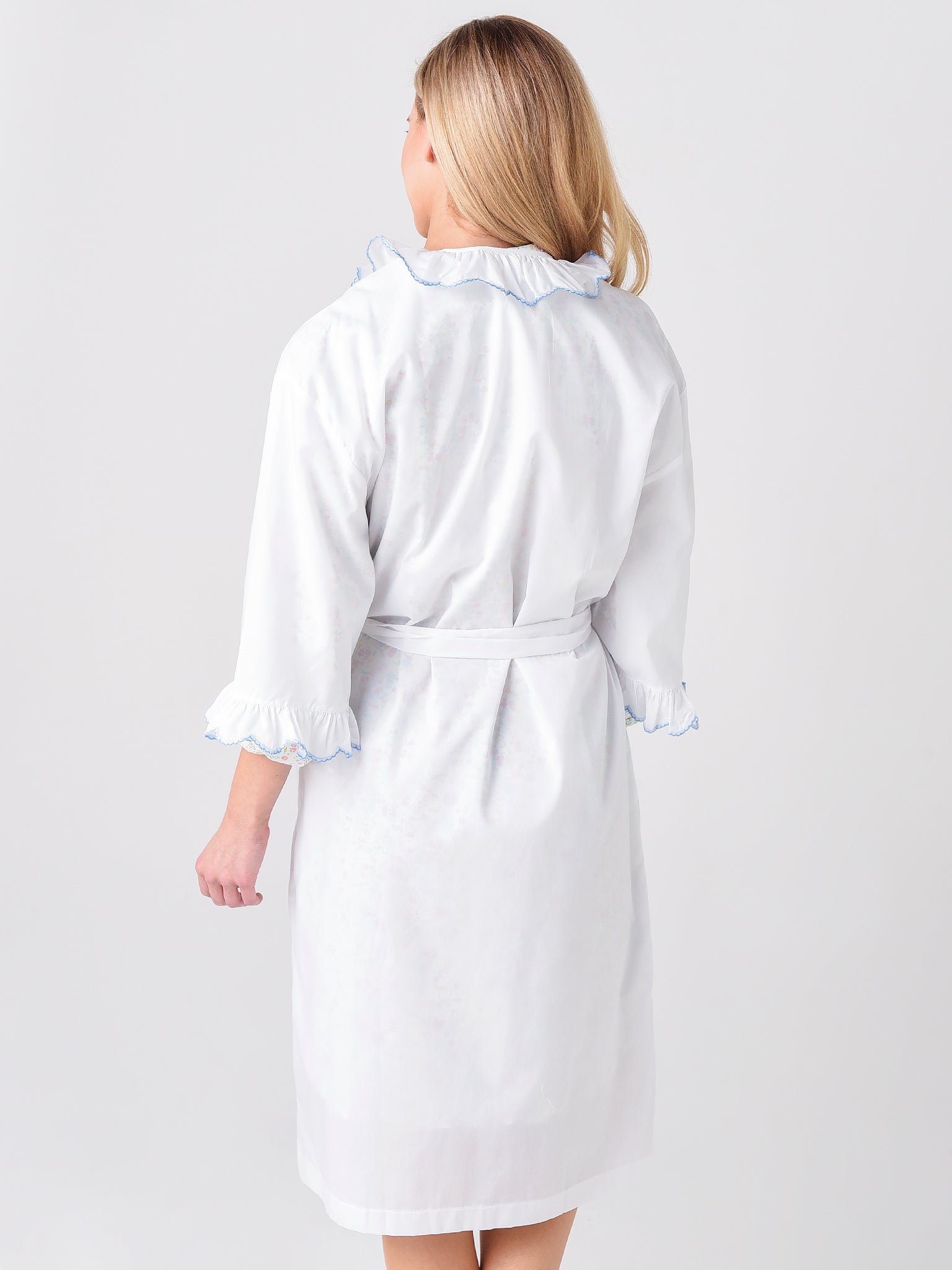 Lenora Women's Josie Ruffle Robe | $136.00 | Saint Bernard