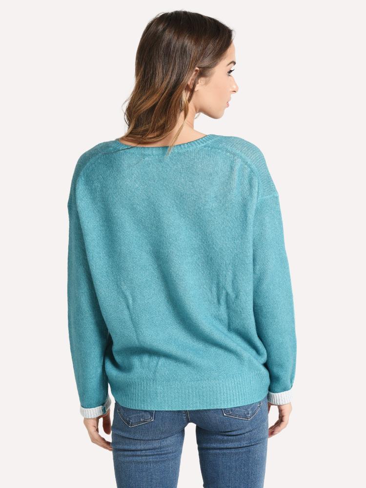 Majestic Cashmere Boxy Drop Shoulder V-Neck Sweater – saintbernard.com